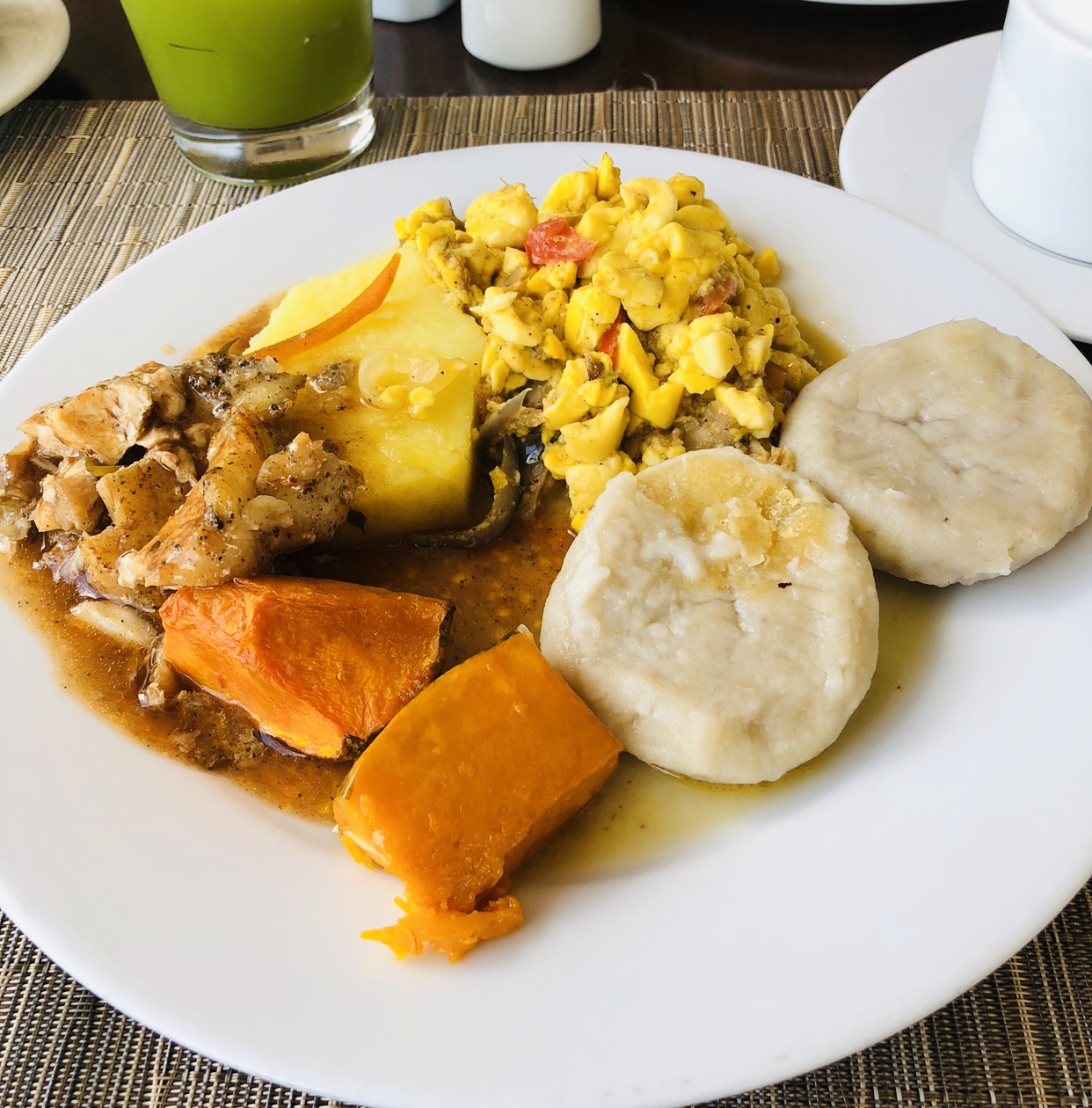 HOW TO COOK ACKEE AND SALTFISH—JAMAICA'S NATIONAL DISH - Meobachi ...